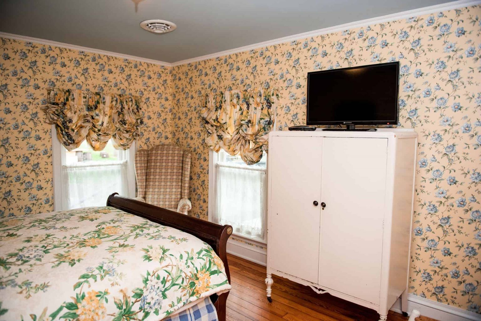 Room 34 - Springside Inn